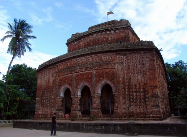 Top 10 Dhaka to Dinajpur Bus: Timing & Luxurious Amenities