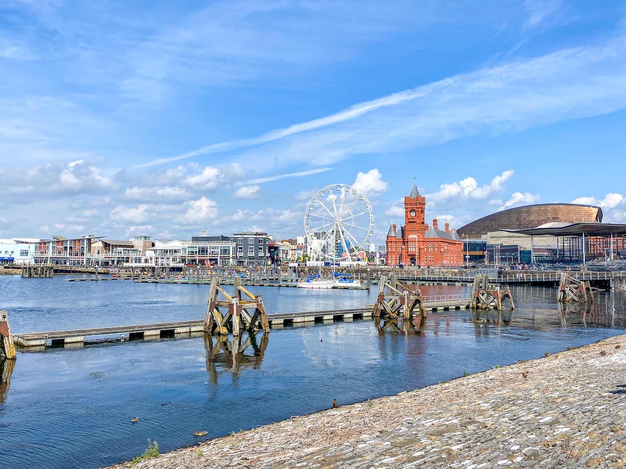 Top 10 Cardiff to London Bus Schedule, Luxurious Amenities